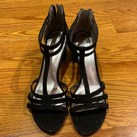 Adrianna Papell | Shoes | Adrianna Papell Black Metallic Size 8 2 ...